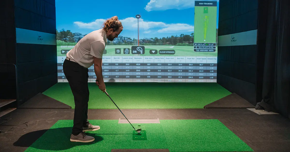 How Do Golf Simulators Work? | X-Golf Frisco